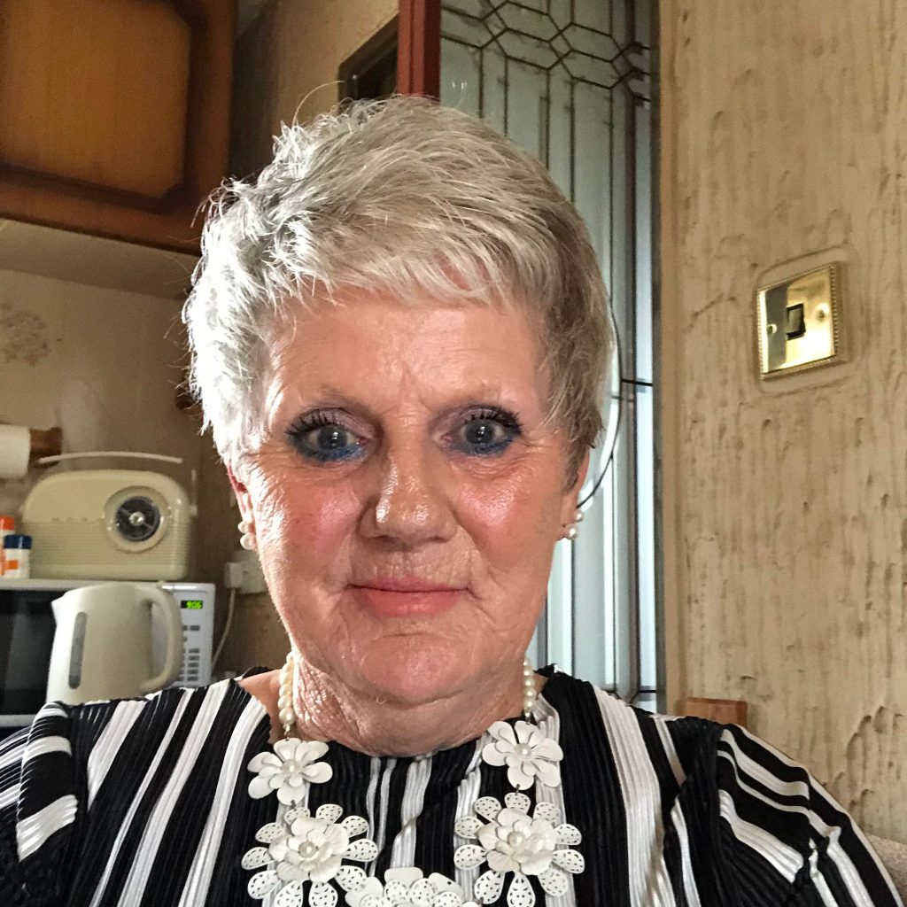 Teenage Girl, 17, Found Murdered Inside Dumped Shopping Trolley - Z ...