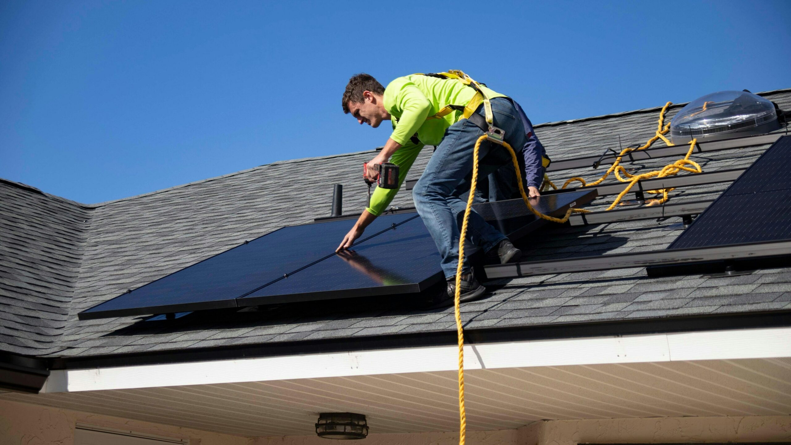 Solar panel installations surge to all-time high in England and Wales ...